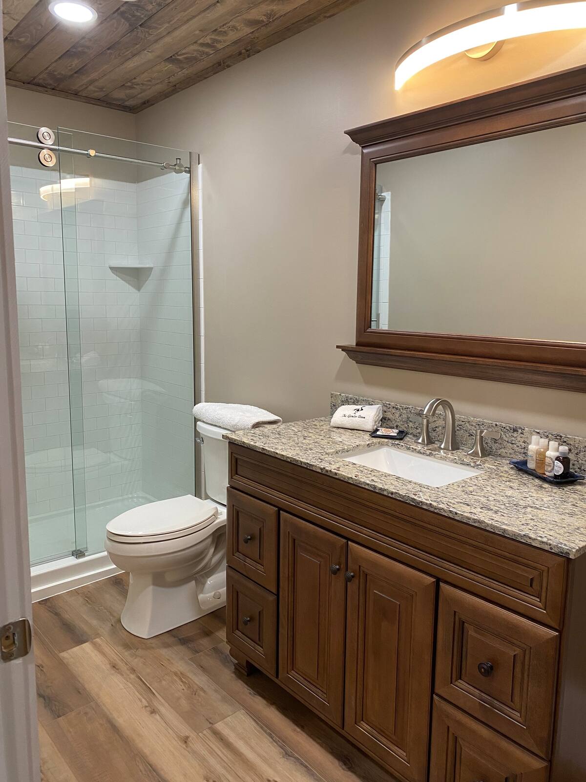 The Nest on Main - The Gander Room | Visit Galax, VA